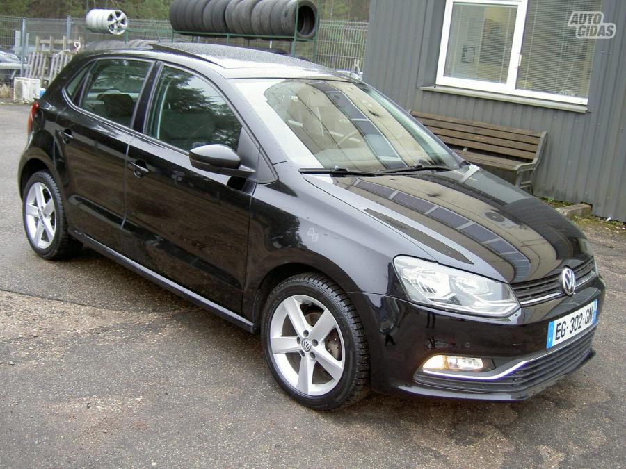 Black Volkswagen Polo 2016 in Vilnius, with an engine capacity of 1.20 L and mileage of 121 thousand km for 7199 €, photo 3 on AUTOMOTO.COM.LV