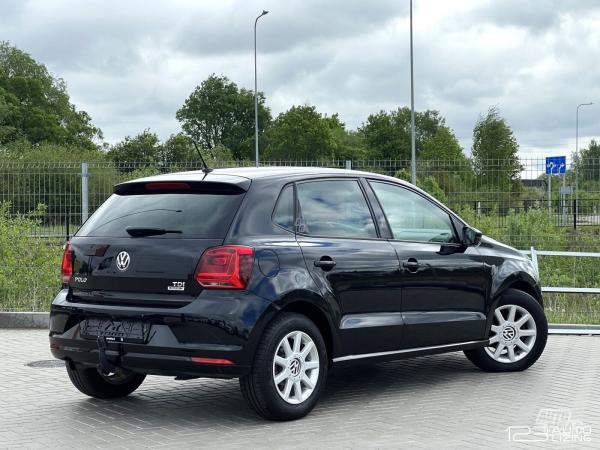 Black Volkswagen Polo 2016 in Taurage, with an engine capacity of 1.40 L and mileage of 256 thousand km for 5700 €, photo 7 on AUTOMOTO.COM.LV