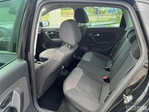 Black Volkswagen Polo 2016 in Taurage, with an engine capacity of 1.40 L and mileage of 256 thousand km for 5700 €, photo 10 on AUTOMOTO.COM.LV