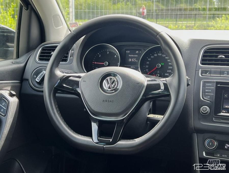 Melns Volkswagen Polo 2016 Tauragė, ar dzinēja tilpumu 1.40 L un nobraukumu 256 tūkst. km par 5700 €, foto 15 vietnē AUTOMOTO.COM.LV