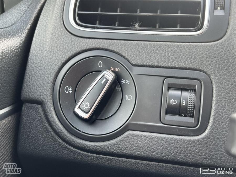 Melns Volkswagen Polo 2016 Tauragė, ar dzinēja tilpumu 1.40 L un nobraukumu 256 tūkst. km par 5700 €, foto 24 vietnē AUTOMOTO.COM.LV