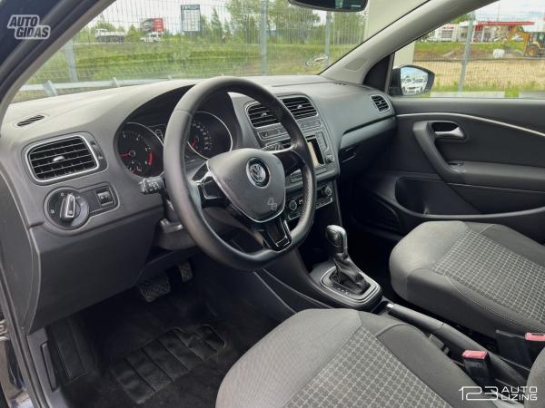 Melns Volkswagen Polo 2016 Tauragė, ar dzinēja tilpumu 1.40 L un nobraukumu 256 tūkst. km par 5700 €, foto 9 vietnē AUTOMOTO.COM.LV