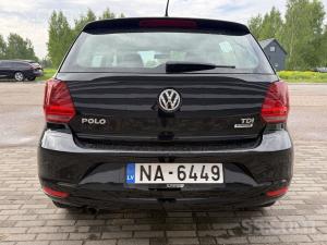 Черный Фольксваген Поло 2016 в Рига, объемом двигателя 1.40 л и пробегом 225 тыс. км за 5000 €, фото 4 на AUTOMOTO.COM.LV