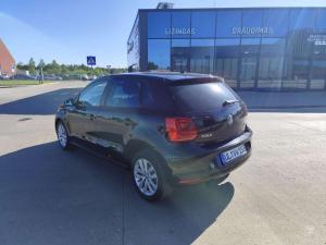Melns Volkswagen Polo 2016 Šauļi, ar dzinēja tilpumu 1.20 L un nobraukumu 220 tūkst. km par 5399 €, foto 6 vietnē AUTOMOTO.COM.LV