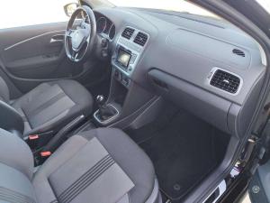 Melns Volkswagen Polo 2016 Šauļi, ar dzinēja tilpumu 1.20 L un nobraukumu 220 tūkst. km par 5399 €, foto 16 vietnē AUTOMOTO.COM.LV