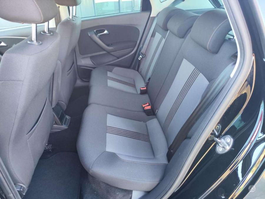 Melns Volkswagen Polo 2016 Šauļi, ar dzinēja tilpumu 1.20 L un nobraukumu 220 tūkst. km par 5399 €, foto 19 vietnē AUTOMOTO.COM.LV