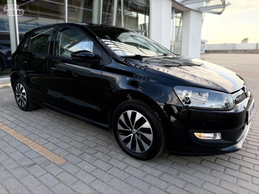 Melns Volkswagen Polo 2016 Šauļi, ar dzinēja tilpumu 1.00 L un nobraukumu 163 tūkst. km par 7500 €, foto 3 vietnē AUTOMOTO.COM.LV