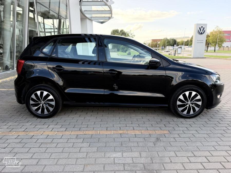 Melns Volkswagen Polo 2016 Šauļi, ar dzinēja tilpumu 1.00 L un nobraukumu 163 tūkst. km par 7500 €, foto 4 vietnē AUTOMOTO.COM.LV