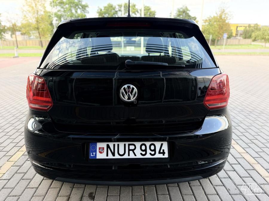 Melns Volkswagen Polo 2016 Šauļi, ar dzinēja tilpumu 1.00 L un nobraukumu 163 tūkst. km par 7500 €, foto 6 vietnē AUTOMOTO.COM.LV