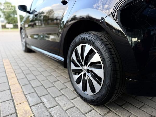 Black Volkswagen Polo 2016 in Siauliai, with an engine capacity of 1.00 L and mileage of 163 thousand km for 7500 €, photo 8 on AUTOMOTO.COM.LV