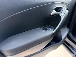 Black Volkswagen Polo 2016 in Siauliai, with an engine capacity of 1.00 L and mileage of 163 thousand km for 6299 €, photo 20 on AUTOMOTO.COM.LV
