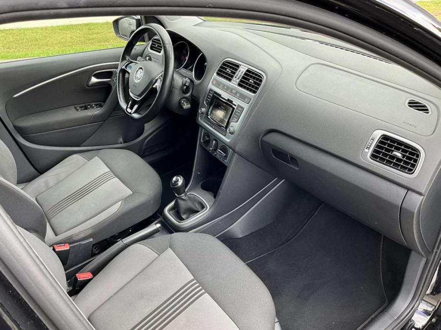 Melns Volkswagen Polo 2016 Šauļi, ar dzinēja tilpumu 1.20 L un nobraukumu 220 tūkst. km par 4990 €, foto 11 vietnē AUTOMOTO.COM.LV