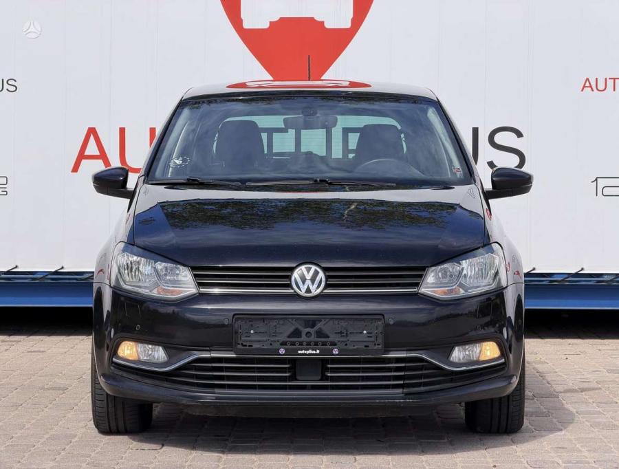 Melns Volkswagen Polo 2016 Tauragė, ar dzinēja tilpumu 1.40 L un nobraukumu 256 tūkst. km par 5300 €, foto 4 vietnē AUTOMOTO.COM.LV