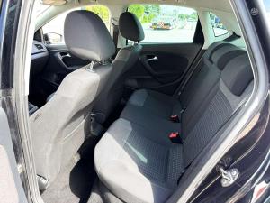 Melns Volkswagen Polo 2016 Tauragė, ar dzinēja tilpumu 1.40 L un nobraukumu 256 tūkst. km par 5300 €, foto 11 vietnē AUTOMOTO.COM.LV