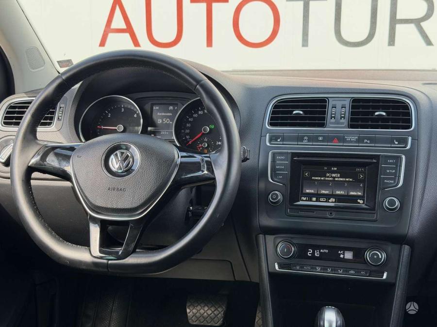 Melns Volkswagen Polo 2016 Tauragė, ar dzinēja tilpumu 1.40 L un nobraukumu 256 tūkst. km par 5300 €, foto 15 vietnē AUTOMOTO.COM.LV