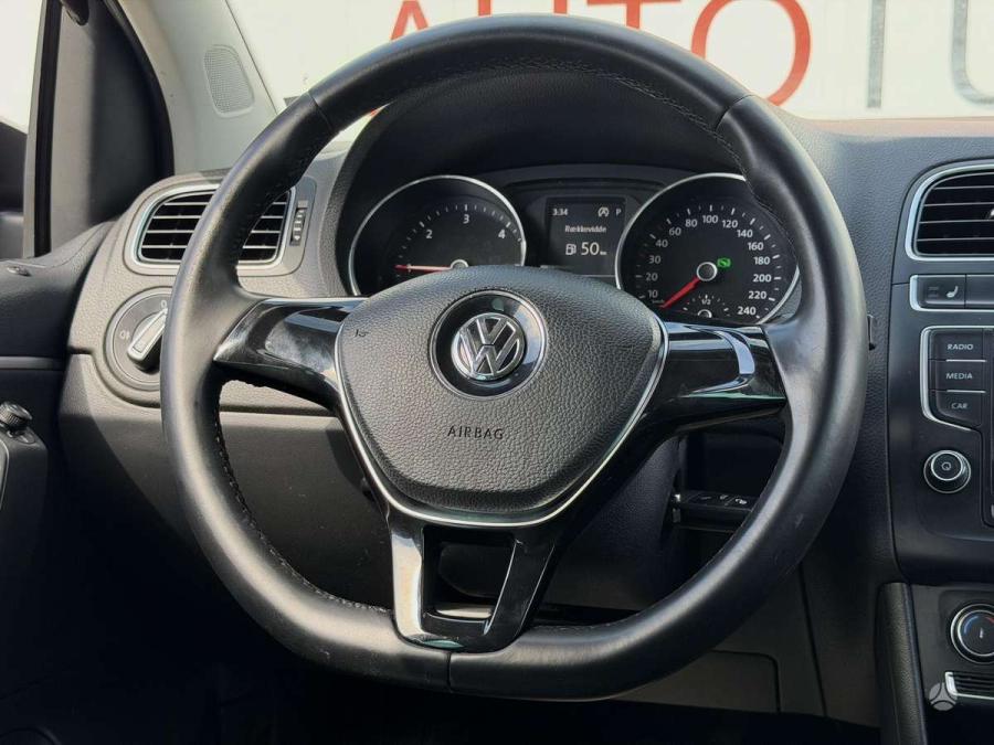Melns Volkswagen Polo 2016 Tauragė, ar dzinēja tilpumu 1.40 L un nobraukumu 256 tūkst. km par 5300 €, foto 16 vietnē AUTOMOTO.COM.LV