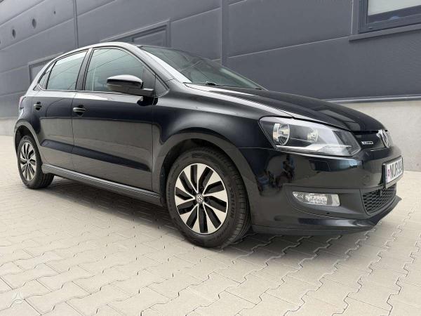 Black Volkswagen Polo 2016 in Siauliai, with an engine capacity of 1.00 L and mileage of 163 thousand km for 6200 €, photo 4 on AUTOMOTO.COM.LV