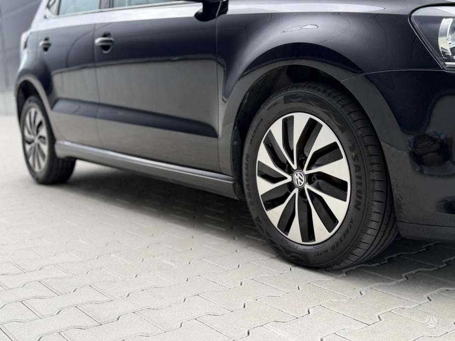 Melns Volkswagen Polo 2016 Šauļi, ar dzinēja tilpumu 1.00 L un nobraukumu 163 tūkst. km par 6200 €, foto 5 vietnē AUTOMOTO.COM.LV