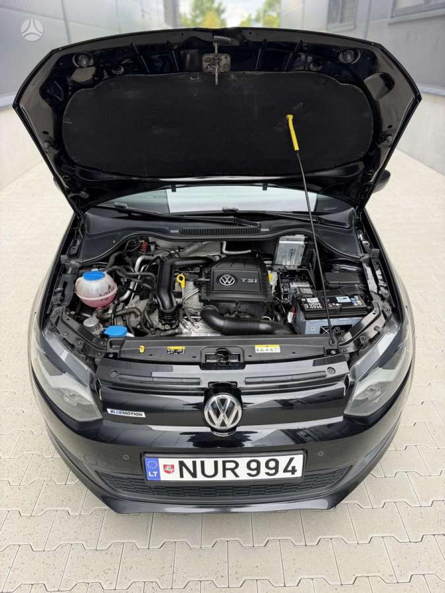 Melns Volkswagen Polo 2016 Šauļi, ar dzinēja tilpumu 1.00 L un nobraukumu 163 tūkst. km par 6200 €, foto 13 vietnē AUTOMOTO.COM.LV