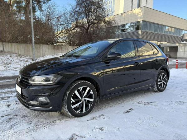 Black Volkswagen Polo 2017 in Vilnius, with an engine capacity of 1.00 L and mileage of 153 thousand km for 12000 €, photo 1 on AUTOMOTO.COM.LV