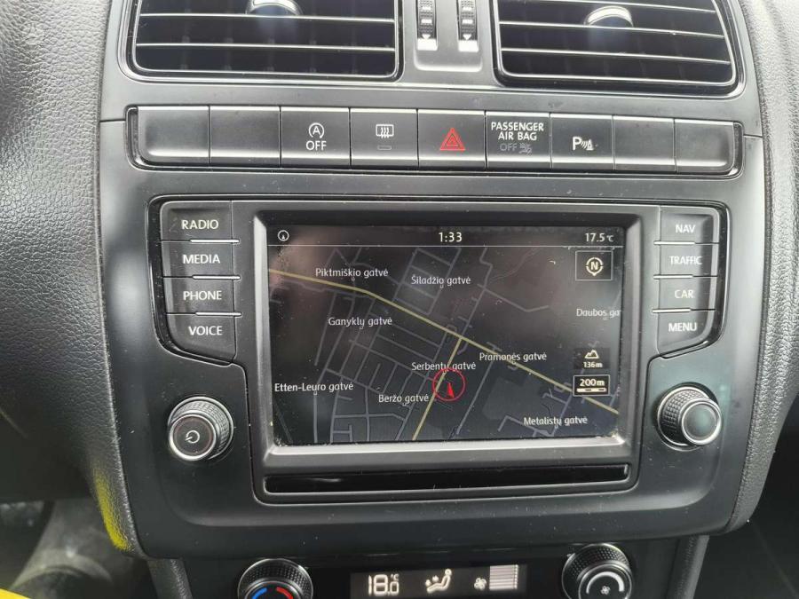 Melns Volkswagen Polo 2017 Šauļi, ar dzinēja tilpumu 1.40 L un nobraukumu 186 tūkst. km par 5150 €, foto 11 vietnē AUTOMOTO.COM.LV