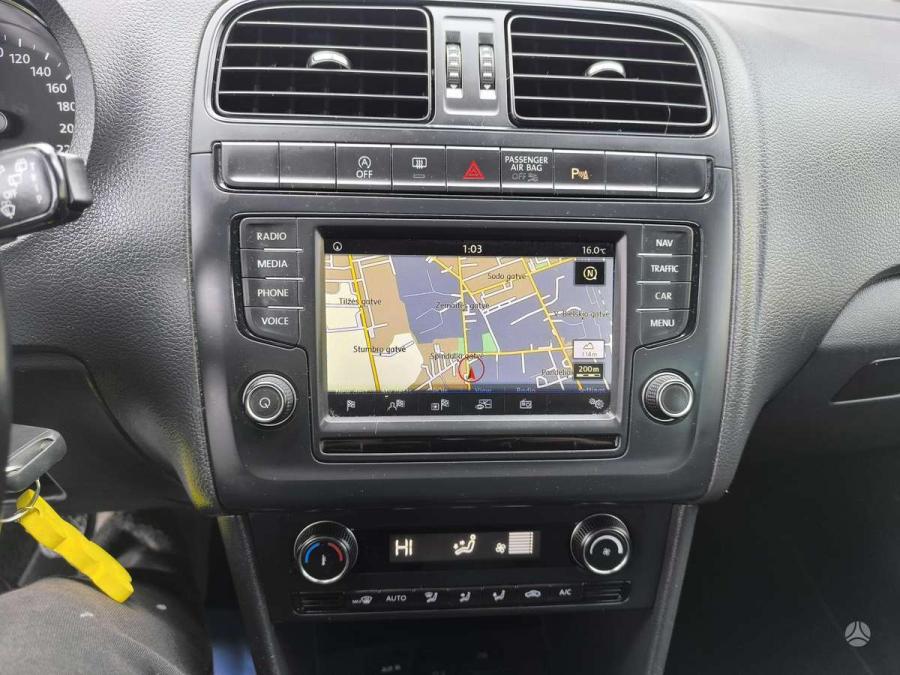Melns Volkswagen Polo 2017 Šauļi, ar dzinēja tilpumu 1.40 L un nobraukumu 186 tūkst. km par 5150 €, foto 15 vietnē AUTOMOTO.COM.LV