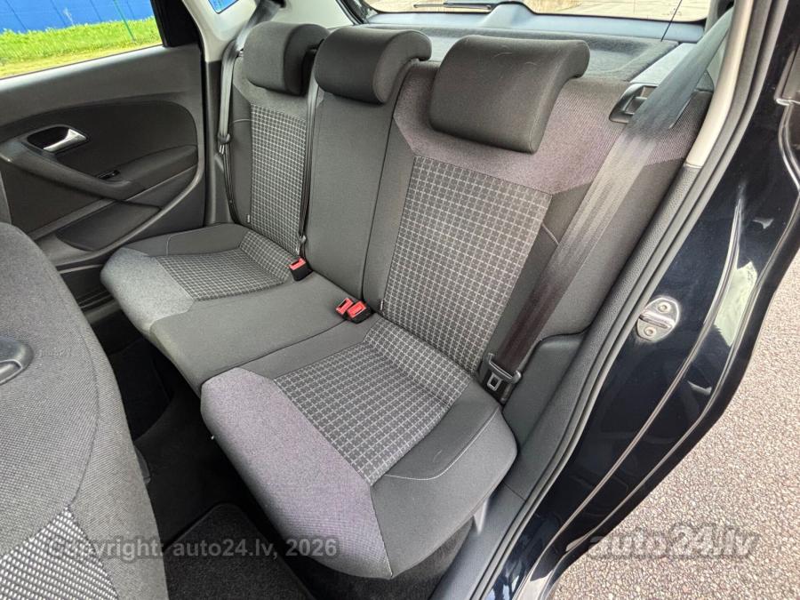 Black Volkswagen Polo 2017 in Paide, with an engine capacity of 1.40 L and mileage of 249 thousand km for 6690 €, photo 16 on AUTOMOTO.COM.LV