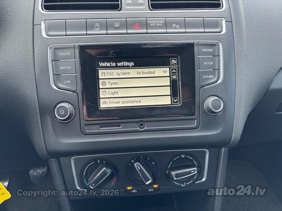Black Volkswagen Polo 2017 in Paide, with an engine capacity of 1.40 L and mileage of 249 thousand km for 6690 €, photo 19 on AUTOMOTO.COM.LV
