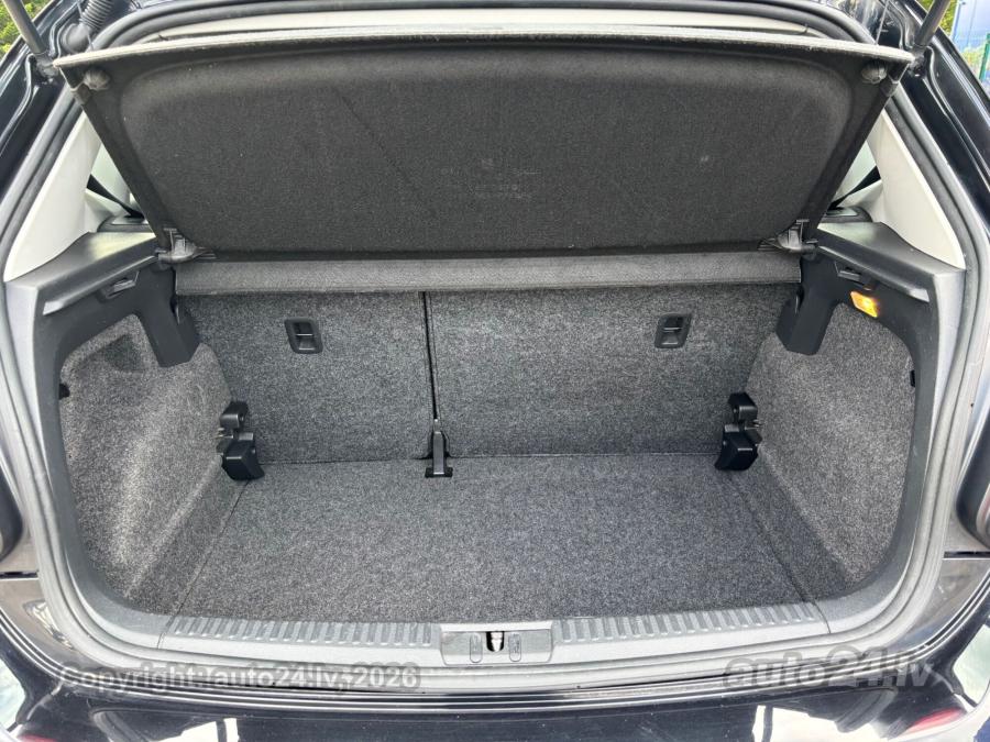 Black Volkswagen Polo 2017 in Paide, with an engine capacity of 1.40 L and mileage of 249 thousand km for 6690 €, photo 25 on AUTOMOTO.COM.LV