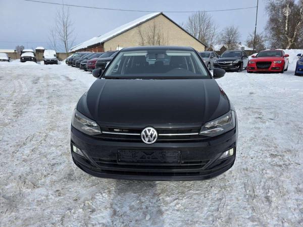 Black Volkswagen Polo 2018 in Telschi, with an engine capacity of 1.60 L and mileage of 188 thousand km for 7350 €, photo 5 on AUTOMOTO.COM.LV