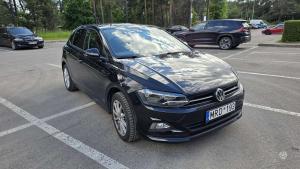 Melns Volkswagen Polo 2018 Viļņa, ar dzinēja tilpumu 1.60 L un nobraukumu 198 tūkst. km par 7500 €, foto  vietnē AUTOMOTO.COM.LV