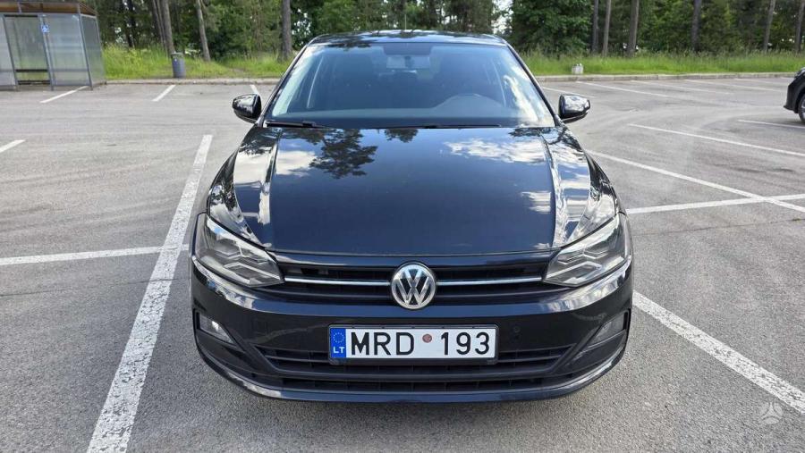 Melns Volkswagen Polo 2018 Viļņa, ar dzinēja tilpumu 1.60 L un nobraukumu 198 tūkst. km par 7500 €, foto 3 vietnē AUTOMOTO.COM.LV