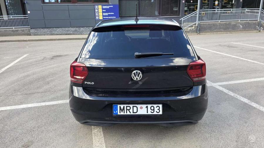 Melns Volkswagen Polo 2018 Viļņa, ar dzinēja tilpumu 1.60 L un nobraukumu 198 tūkst. km par 7500 €, foto 14 vietnē AUTOMOTO.COM.LV