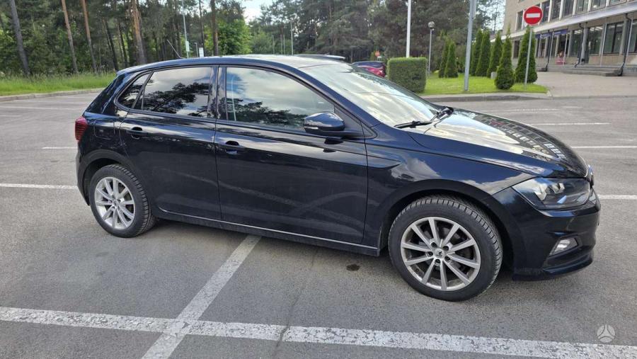 Melns Volkswagen Polo 2018 Viļņa, ar dzinēja tilpumu 1.60 L un nobraukumu 198 tūkst. km par 7500 €, foto 20 vietnē AUTOMOTO.COM.LV