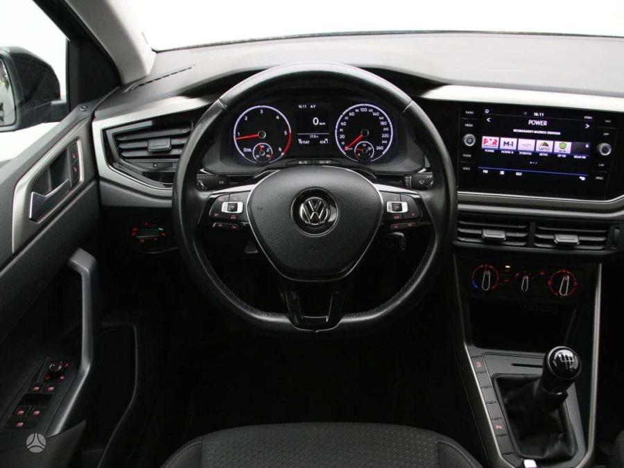 Melns Volkswagen Polo 2018 Viļņa, ar dzinēja tilpumu 1.60 L un nobraukumu 198 tūkst. km par 7500 €, foto 23 vietnē AUTOMOTO.COM.LV