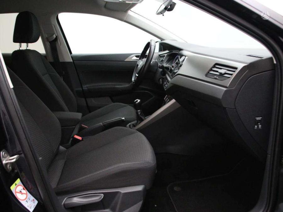 Melns Volkswagen Polo 2018 Viļņa, ar dzinēja tilpumu 1.60 L un nobraukumu 198 tūkst. km par 7500 €, foto 27 vietnē AUTOMOTO.COM.LV