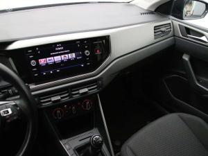 Melns Volkswagen Polo 2018 Viļņa, ar dzinēja tilpumu 1.60 L un nobraukumu 198 tūkst. km par 7500 €, foto 29 vietnē AUTOMOTO.COM.LV