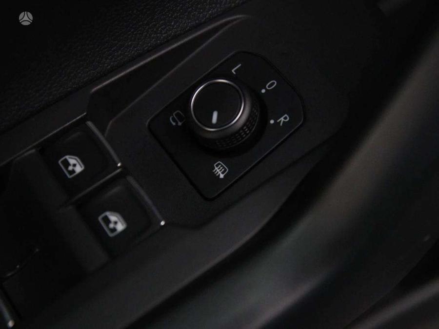 Melns Volkswagen Polo 2018 Viļņa, ar dzinēja tilpumu 1.60 L un nobraukumu 198 tūkst. km par 7500 €, foto 35 vietnē AUTOMOTO.COM.LV