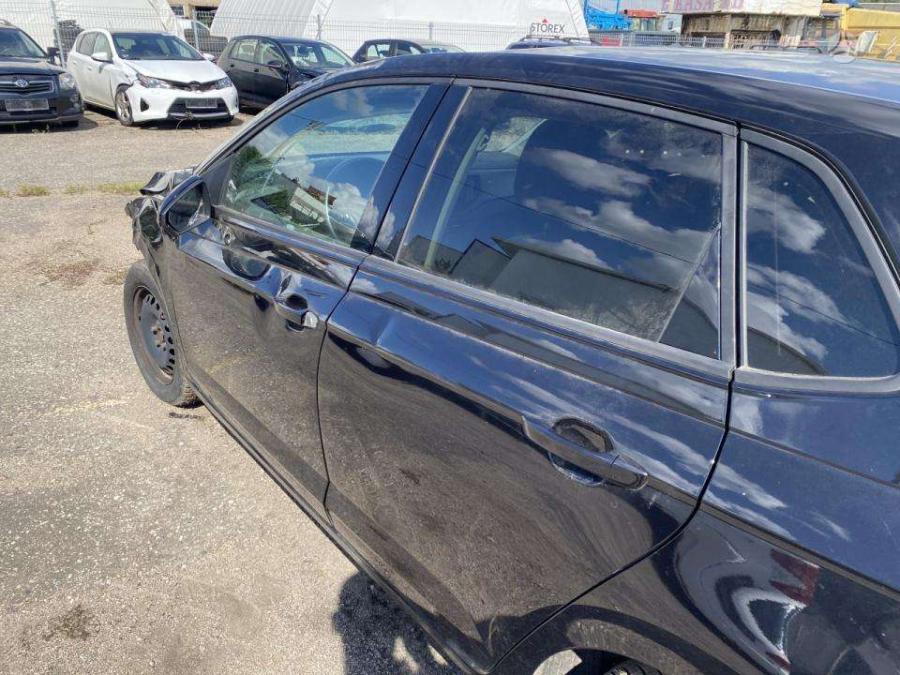 Melns Volkswagen Polo 2018 Radviliškis, ar dzinēja tilpumu 1.00 L un nobraukumu 49 tūkst. km par 6750 €, foto 16 vietnē AUTOMOTO.COM.LV