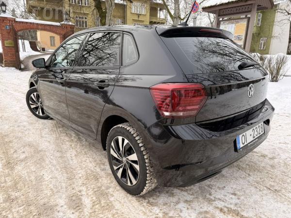Черный Фольксваген Поло 2019 в Кулдига, объемом двигателя 1.60 л и пробегом 292 тыс. км за 11500 €, фото 4 на AUTOMOTO.COM.LV