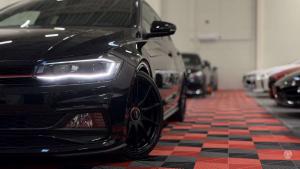 Melns Volkswagen Polo 2019 Viļņa, ar dzinēja tilpumu 1.98 L un nobraukumu 80 tūkst. km par 16990 €, foto 9 vietnē AUTOMOTO.COM.LV