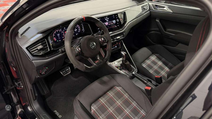Melns Volkswagen Polo 2019 Viļņa, ar dzinēja tilpumu 1.98 L un nobraukumu 80 tūkst. km par 16990 €, foto 15 vietnē AUTOMOTO.COM.LV