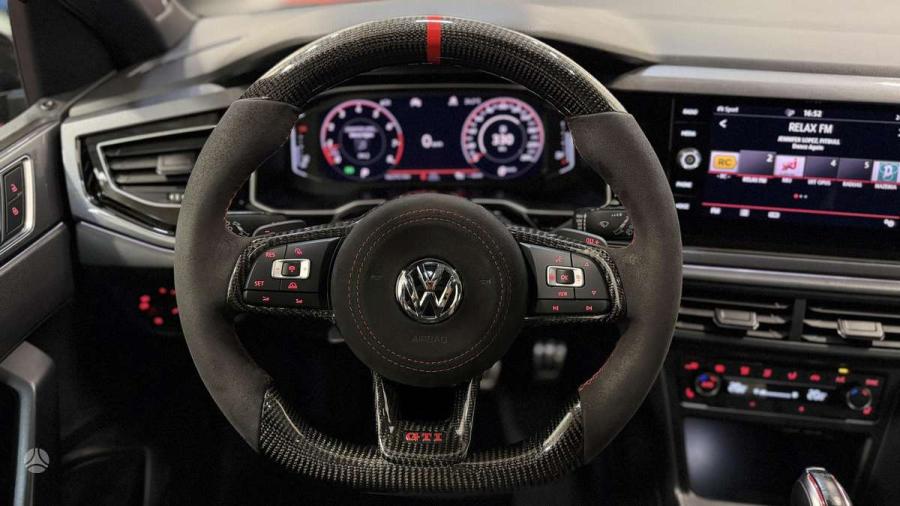 Melns Volkswagen Polo 2019 Viļņa, ar dzinēja tilpumu 1.98 L un nobraukumu 80 tūkst. km par 16990 €, foto 24 vietnē AUTOMOTO.COM.LV