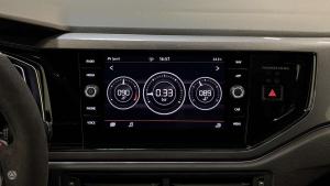 Melns Volkswagen Polo 2019 Viļņa, ar dzinēja tilpumu 1.98 L un nobraukumu 80 tūkst. km par 16990 €, foto 29 vietnē AUTOMOTO.COM.LV