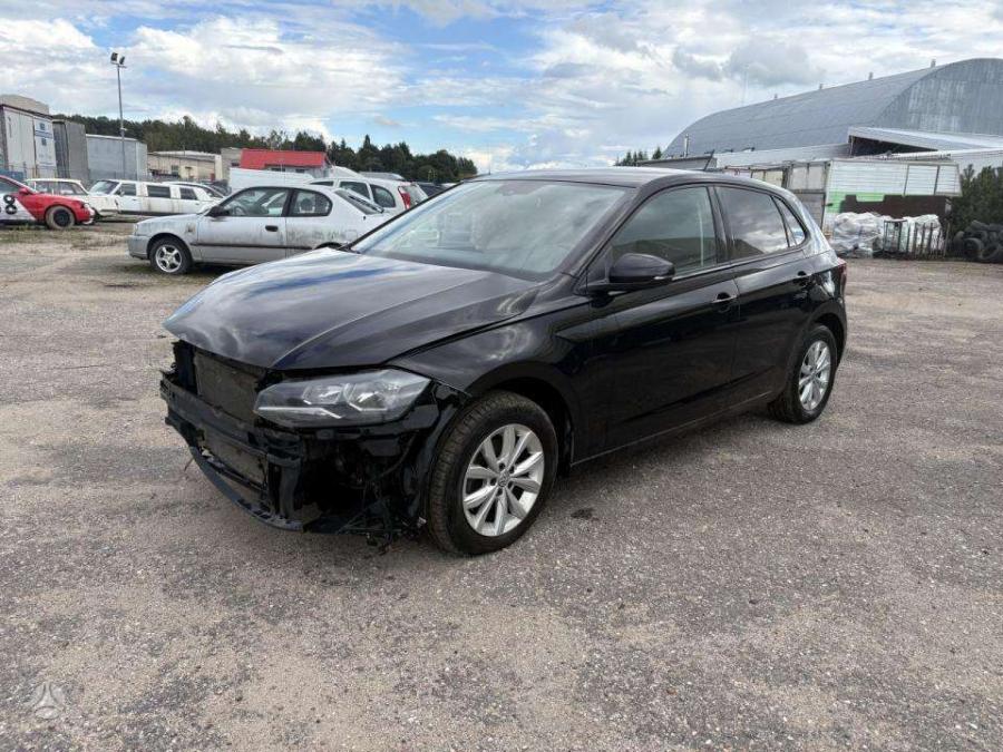 Melns Volkswagen Polo 2019 Radviliškis, ar dzinēja tilpumu 1.00 L un nobraukumu 93 tūkst. km par 4150 €, foto 1 vietnē AUTOMOTO.COM.LV