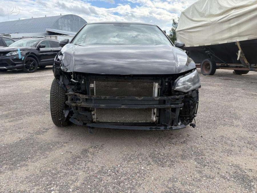 Melns Volkswagen Polo 2019 Radviliškis, ar dzinēja tilpumu 1.00 L un nobraukumu 93 tūkst. km par 4150 €, foto 7 vietnē AUTOMOTO.COM.LV