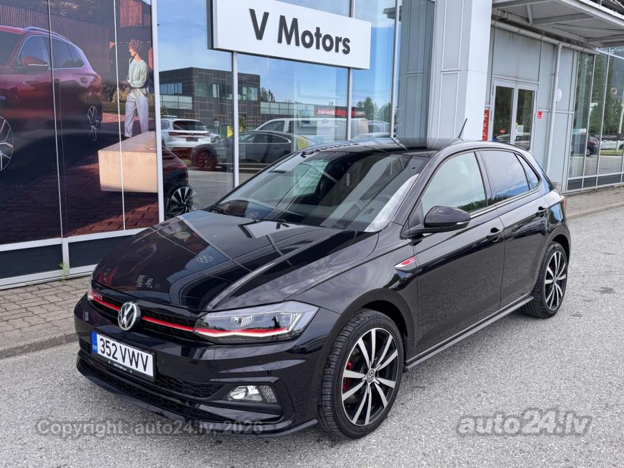 Melns Volkswagen Polo 2021 Viljandi, ar dzinēja tilpumu 2.00 L un nobraukumu 80 tūkst. km par 16890 €, foto 1 vietnē AUTOMOTO.COM.LV