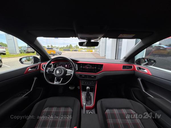 Melns Volkswagen Polo 2021 Viljandi, ar dzinēja tilpumu 2.00 L un nobraukumu 80 tūkst. km par 16890 €, foto 7 vietnē AUTOMOTO.COM.LV