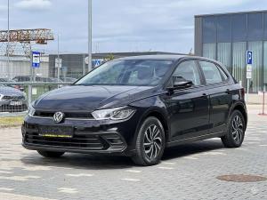 Black Volkswagen Polo 2022 in Siauliai, with an engine capacity of 1.00 L and mileage of 162 thousand km for 11500 €, photo  on AUTOMOTO.COM.LV