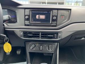 Black Volkswagen Polo 2022 in Siauliai, with an engine capacity of 1.00 L and mileage of 162 thousand km for 11500 €, photo 17 on AUTOMOTO.COM.LV